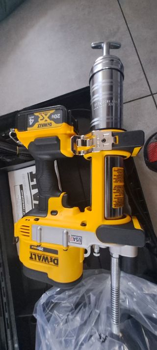 Pistola grasso a batteria