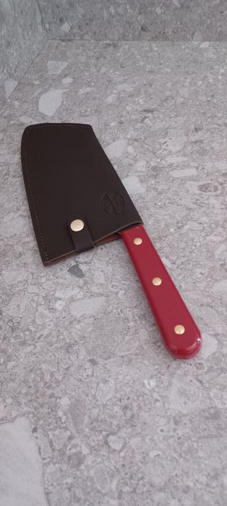 Tou orientale con fodero. Nuovo.