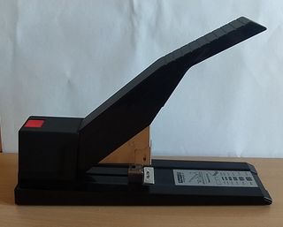 Rapid cucitrice professionale