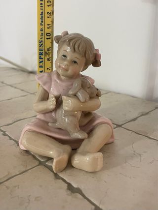 statuetta in ceramica