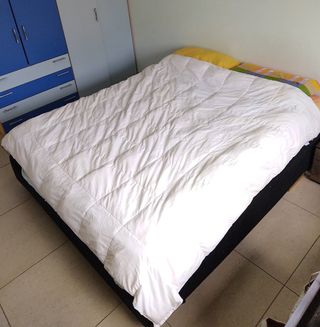 Letto matrimoniale senza schienale