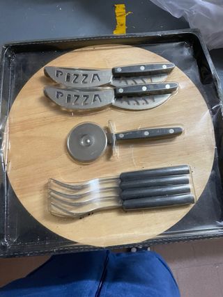 set tagliapizza