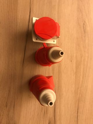 Spine e presa 400v 16A
