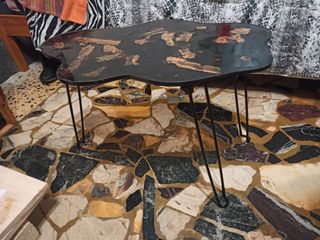 Tavolino in resina epossidica