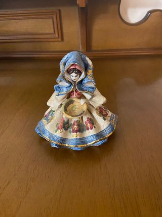 Statuetta Damina