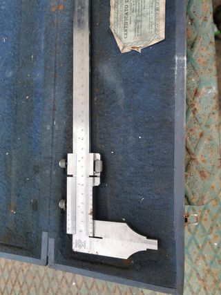 Calibro di precisione poli