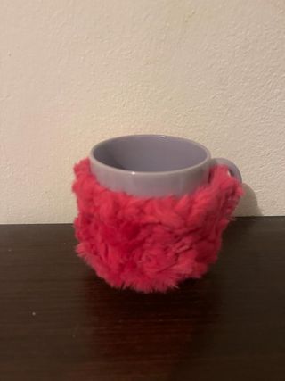 Tazza in ceramica con pelo