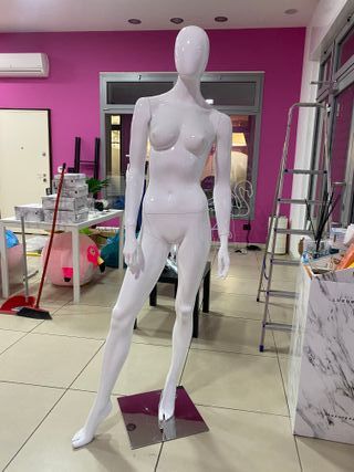 Manichini negozio
