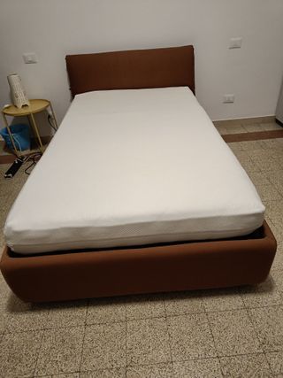 Letto piazza e mezzo con contenitore