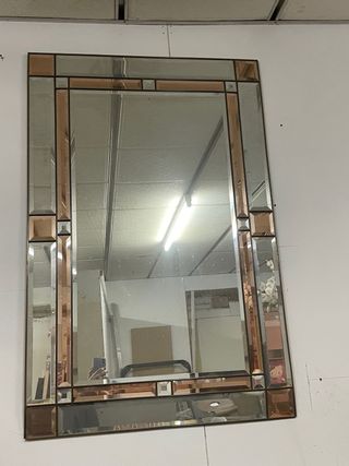 specchieta con inserti rosa