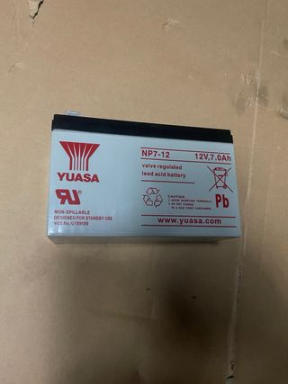 batteria YUASA