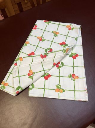 Tovaglia con frutta