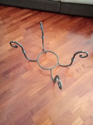 Tavolino x sala in cristallo.