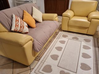 Divano più poltrona