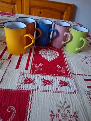 Mug colorate