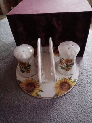 Sale pepe con portafoglio girasoli