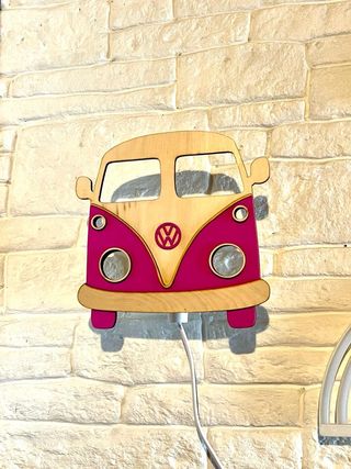 Lampada da parete Van Volkswagen rosa