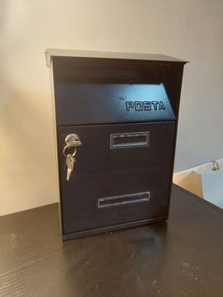 Cassetta postale Next nera