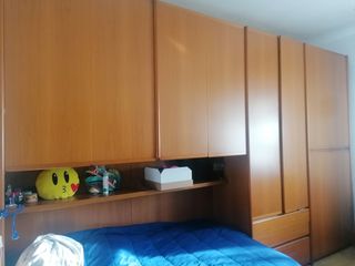 Camera da letto a ponte singola