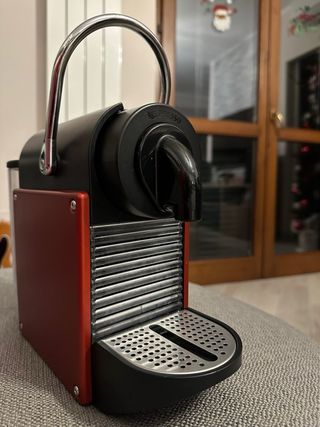 Macchina Caffè Nespresso Pixie