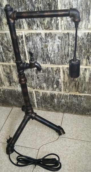 LAMPADA LUCE PIANTANA TUBO ACQUA INDUSTRIALE