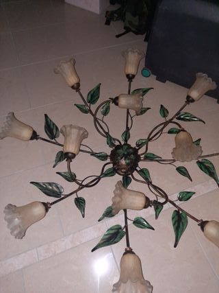 Lampadario a soffitto in ferro battuto