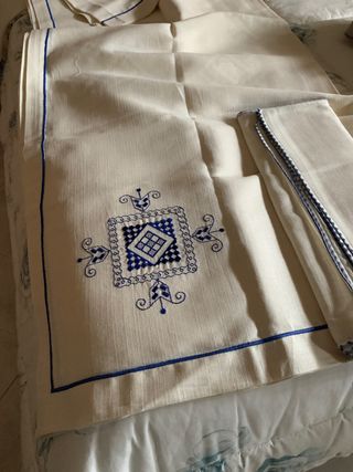 tovaglia da tavola completa di 12 tovaglioli