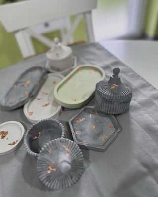 porta candele fatto a mano in marmorina