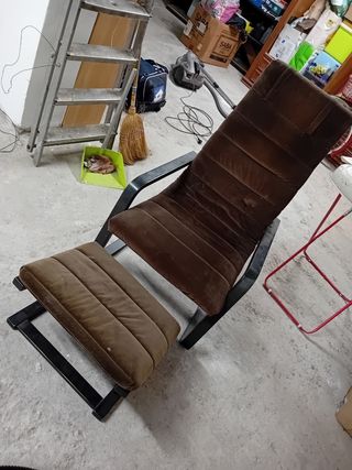 Poltrona con poggiapiedi