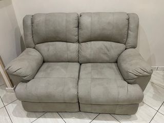 divano due posti reclinabile