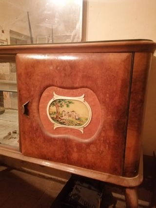 Mobile antico