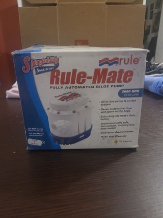 Pompa ad immersione automatica Rule-Mate