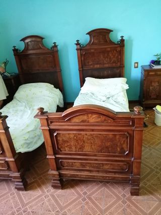 Letto antico