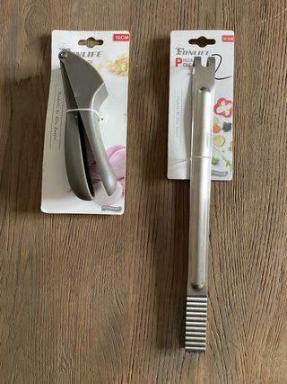 Accessori cucina (pinza, schiaccia agli)