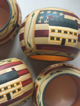 Portatovaglioli legno dipinti 4 pezzi anelli USA