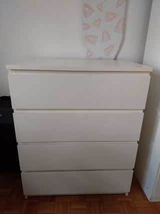Cassettiera e cassettino