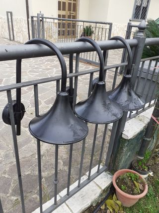 Porta lampada da esterno