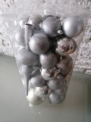 Sfere natalizie assortite