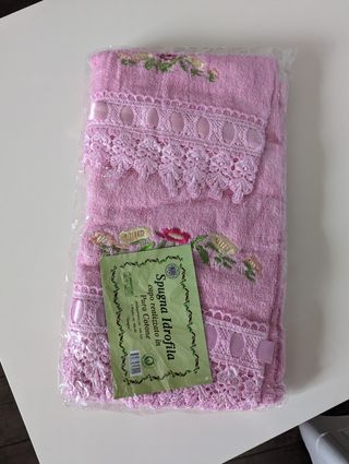 Set spugna ricamato in Puro Cotone