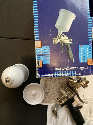 Aerografo/Pistola per verniciare mai usato