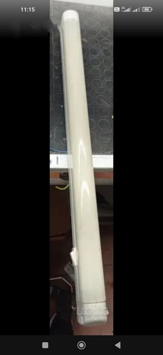 Lampada sottopensile al neon