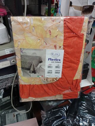 tovaglia plastica per 6 persone 140/180