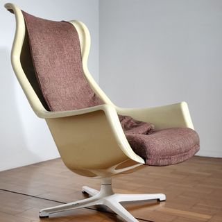 Poltrona Design Space Age modello "Galaxy Chair"
