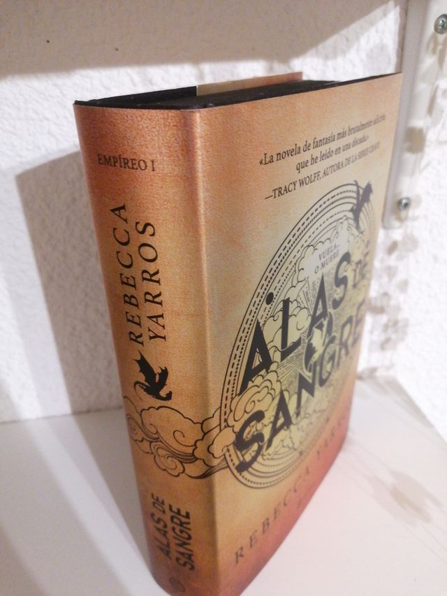 Alas de Sangre 1a edición de segunda mano por 110 EUR en Madrid en WALLAPOP Alas de Sangre 1a edición de segunda mano por 110 EUR en Madrid en WALLAPOP