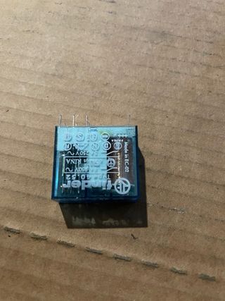 Finder Relè Industriale 8A 250V