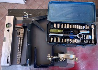 kit di attrezzi vari