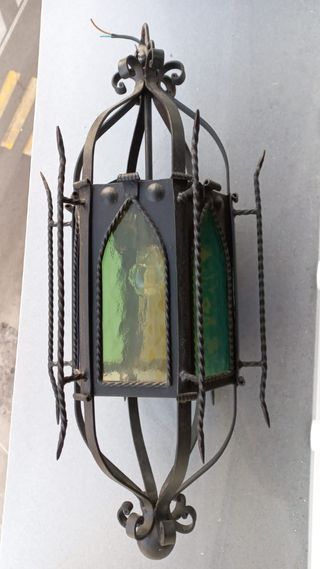 Lampadario in ferro battuto