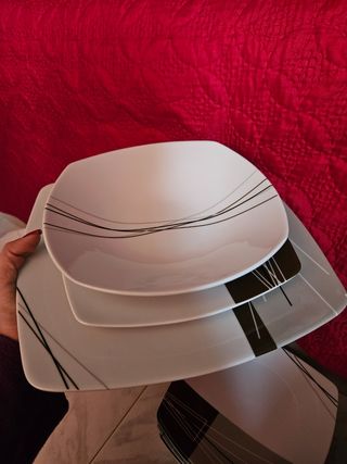 Servizio piatti 18 pz + insalatiera