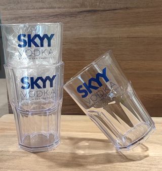 Bicchieri plastica Skyy vodka