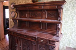 Credenza